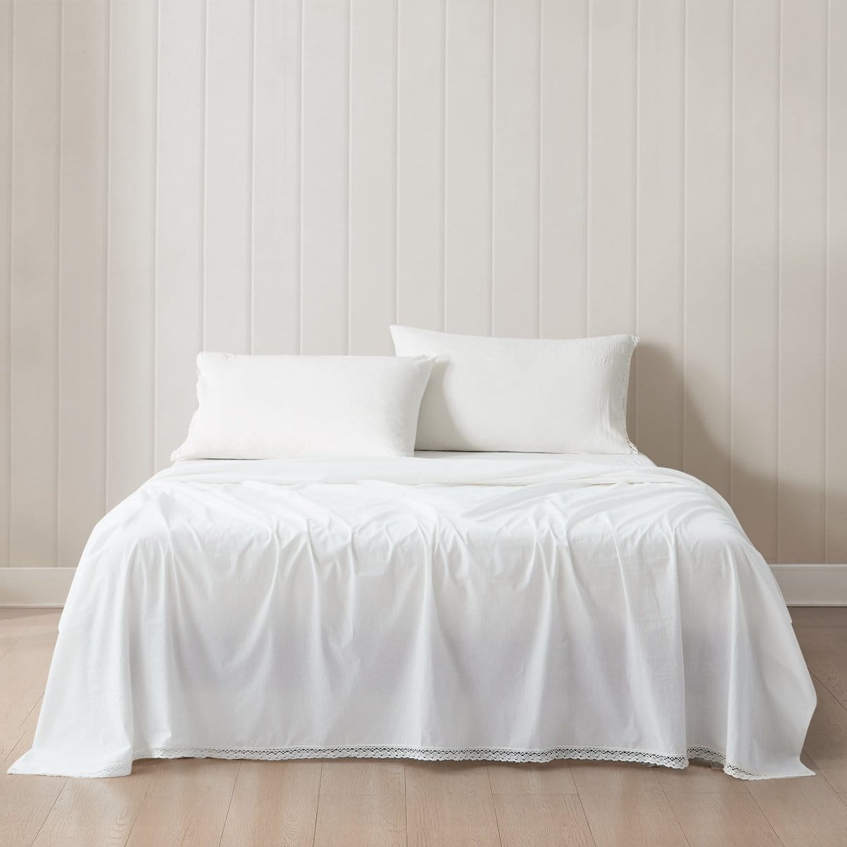 Evelyn Lace Trim Cotton Sheet Set – Plow & Hearth