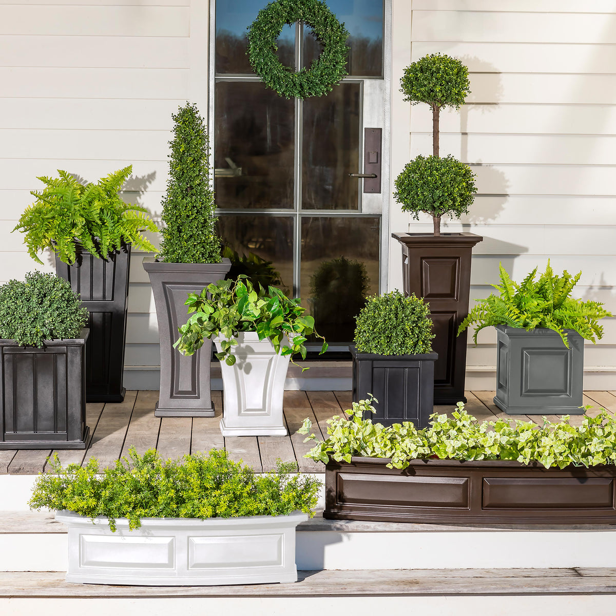 Chadwick Self-Watering Window Box with Hanging Brackets, 4'L – Plow ...