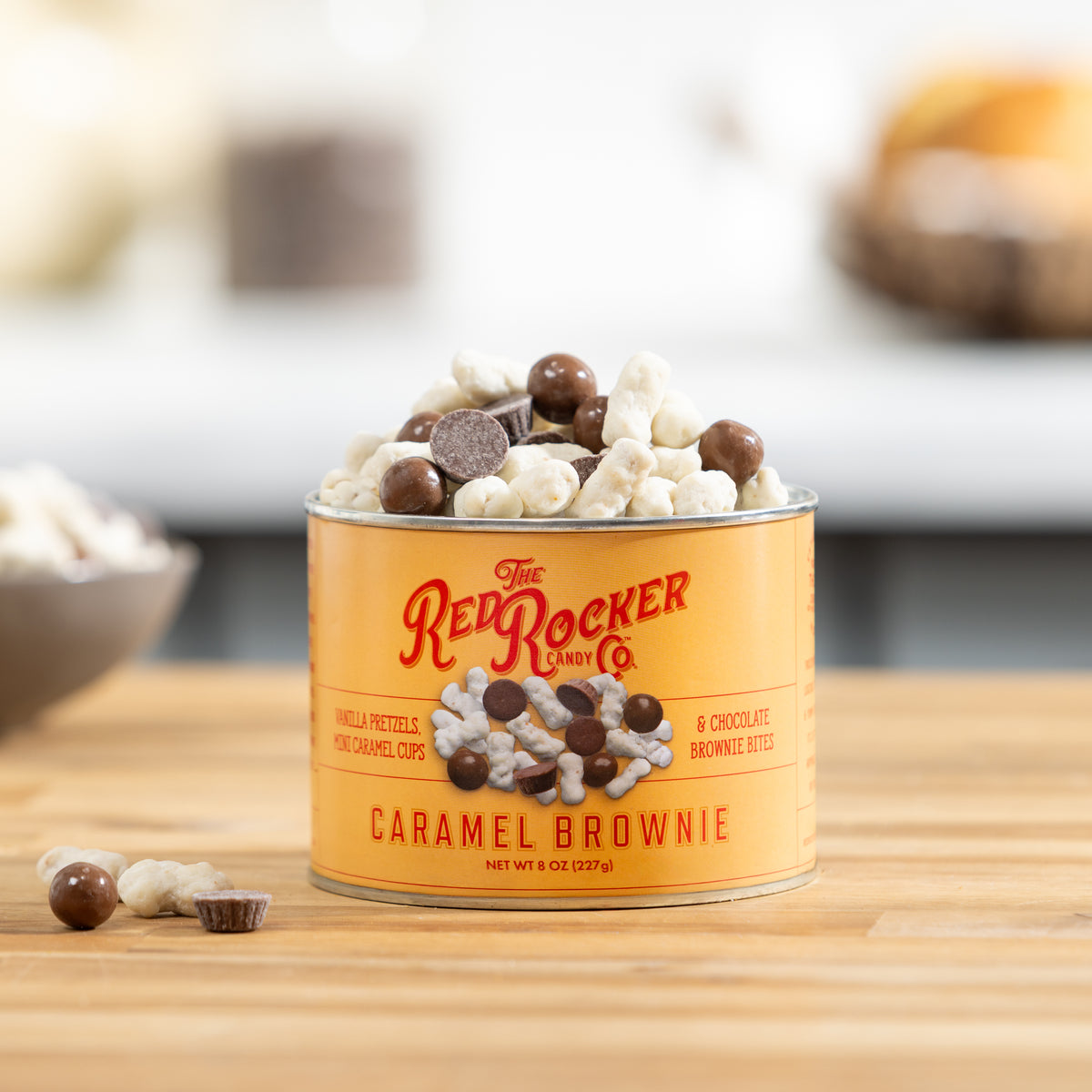 8 oz. Red Rocker Caramel Brownie and Pretzel Mix – Plow & Hearth