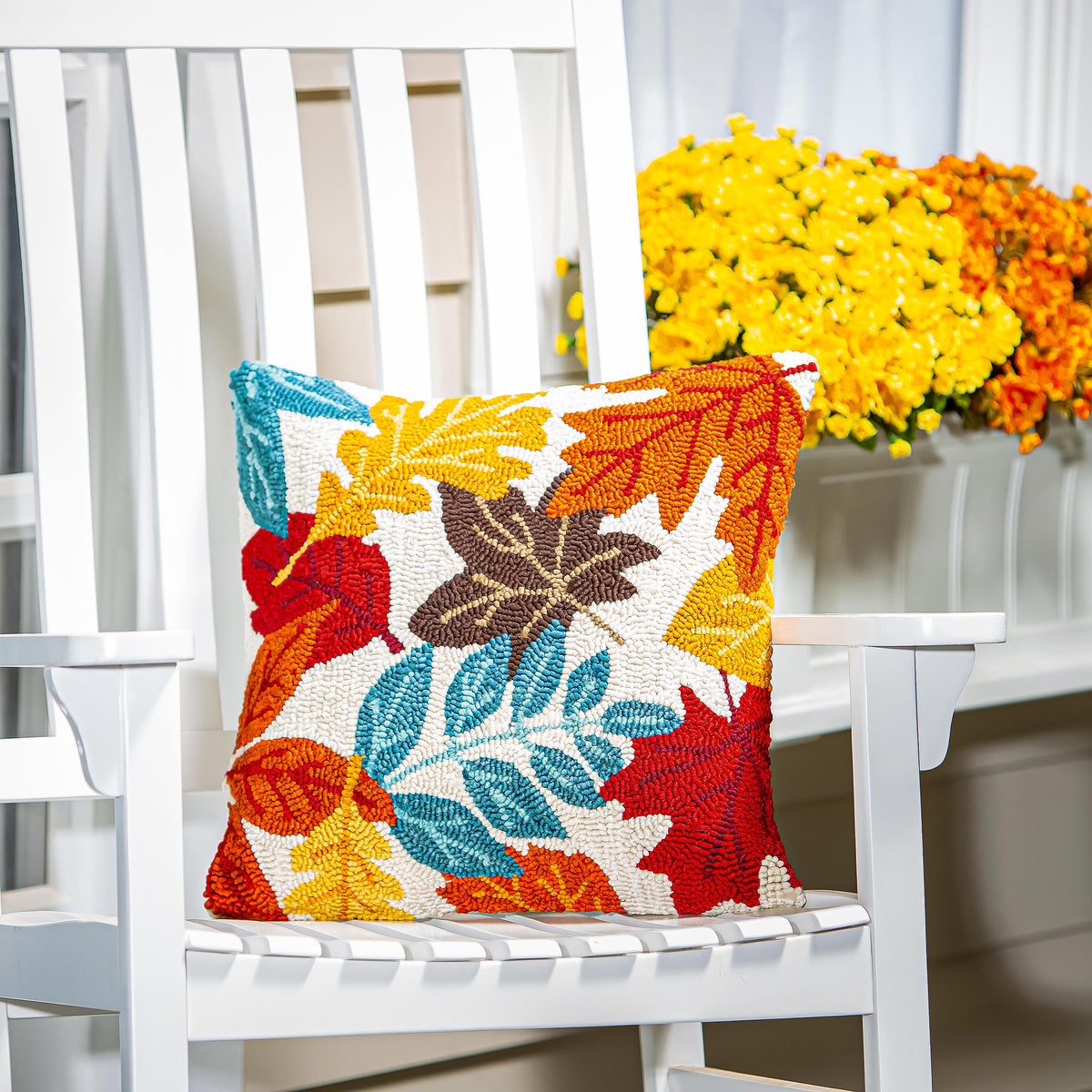Indoor/Outdoor Fall Leaves Hooked Polypropylene Throw Pillow 18"x18 ...