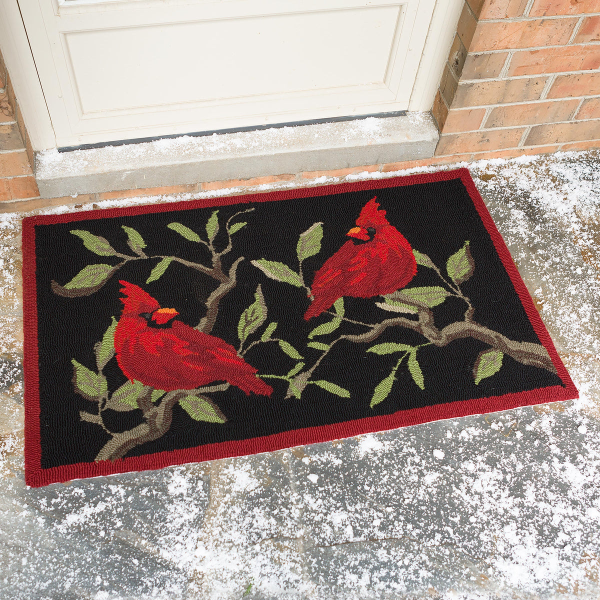 Indoor/Outdoor Cardinal Accent Rug – Plow & Hearth