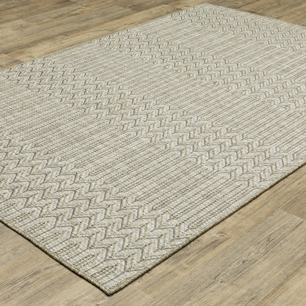 Indoor/Outdoor Yucatan Arrow Polypropylene Rug, 7'10" x 10' – Plow & Hearth